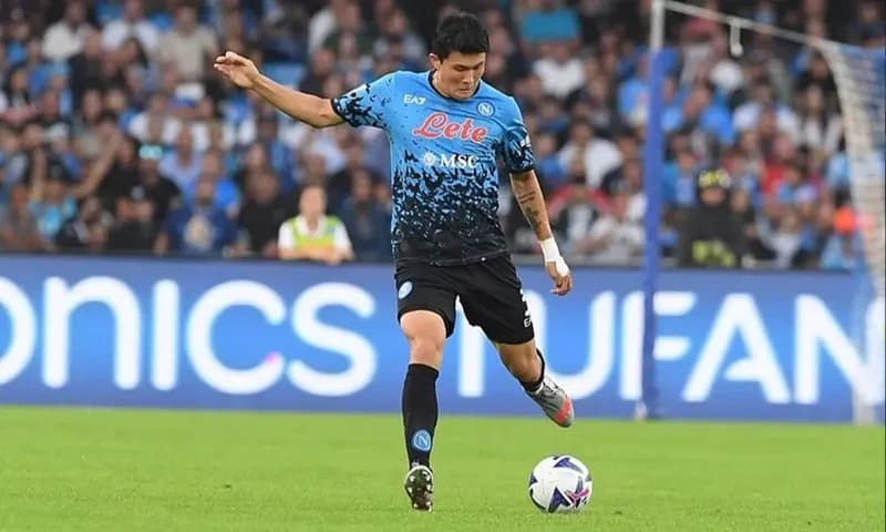 Bursa Transfer: Duo Manchester Sama-sama Memantau Situasi Kim Min-Jae ...