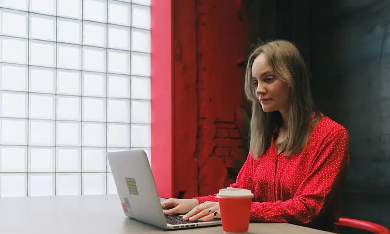 Cara Cek Tulisan Typo di Google Docs